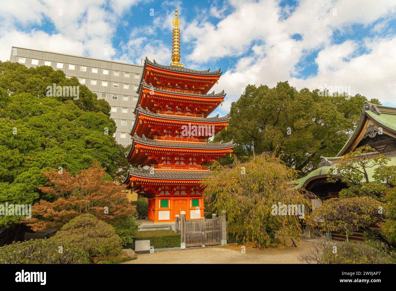 Tocho-Ji Temple, 806 AD, Hakata, Fukuoka, Japan Stock Photo - Alamy