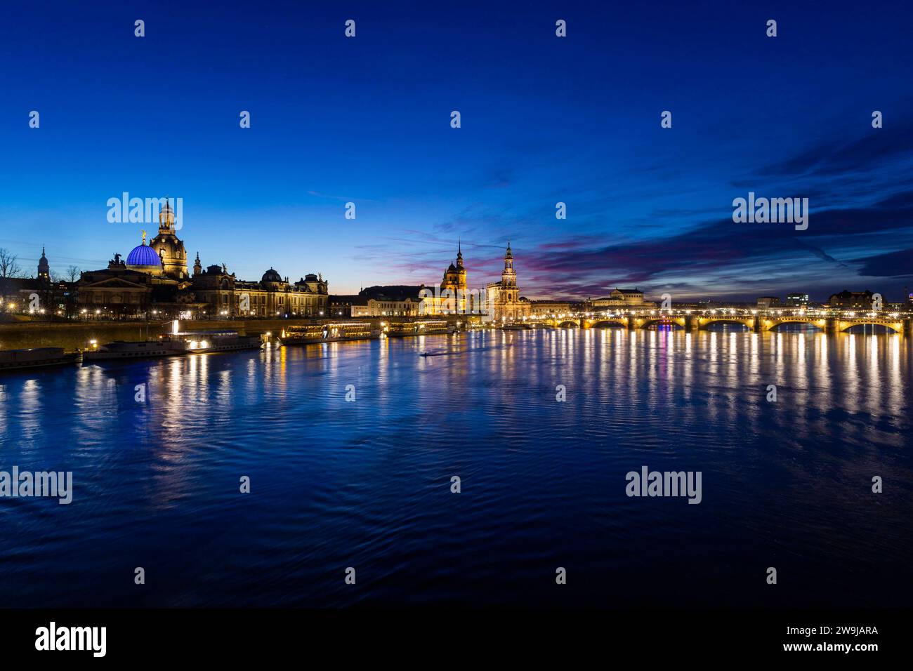 Hochwasser in Dresden Durch die starken Niederschläge in Form von ...