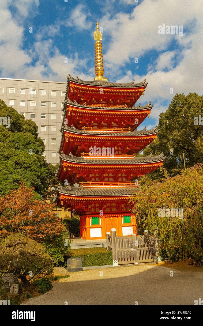 Tocho-Ji Temple, 806 AD, Hakata, Fukuoka, Japan Stock Photo - Alamy