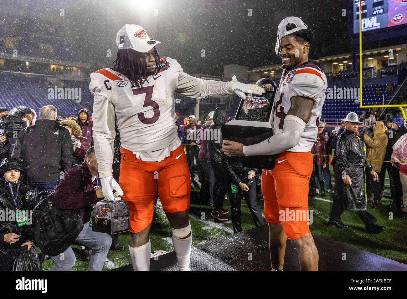 Annapolis, Maryland, USA. 27th Dec, 2023. Virginia Tech Hokies ...