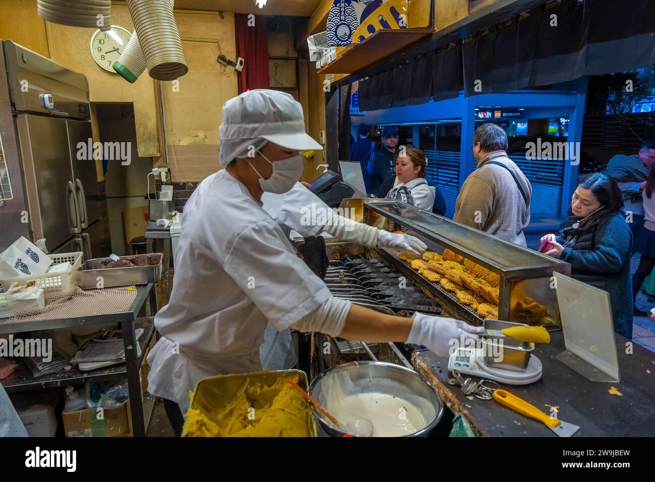 Japanese fish pancake hi-res stock photography and images - Alamy