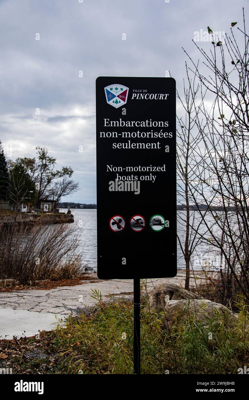 Non-motorized boats only sign at Bellevue Park in Pincourt, Quebec ...