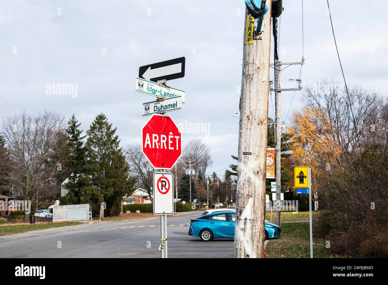 Chemin Duhamel street sign in Pincourt, Quebec, Canada Stock Photo - Alamy
