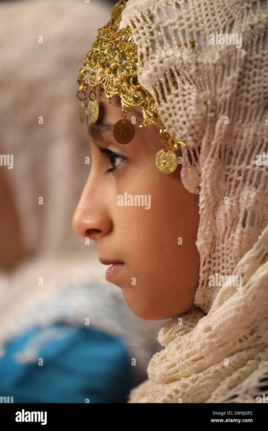 Rasht, Gilan, Iran. 28th Dec, 2023. An Iranian girl wearing a ...