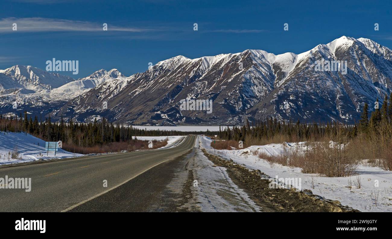 Alaska Highway in March, winter mood, road cleared, Sheep Mountain ...