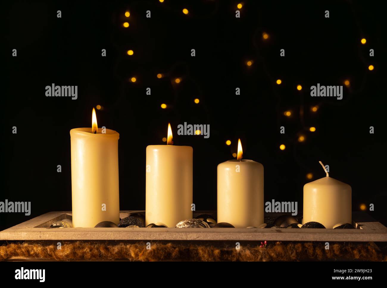 Three candles burning advent hi-res stock photography and images - Alamy