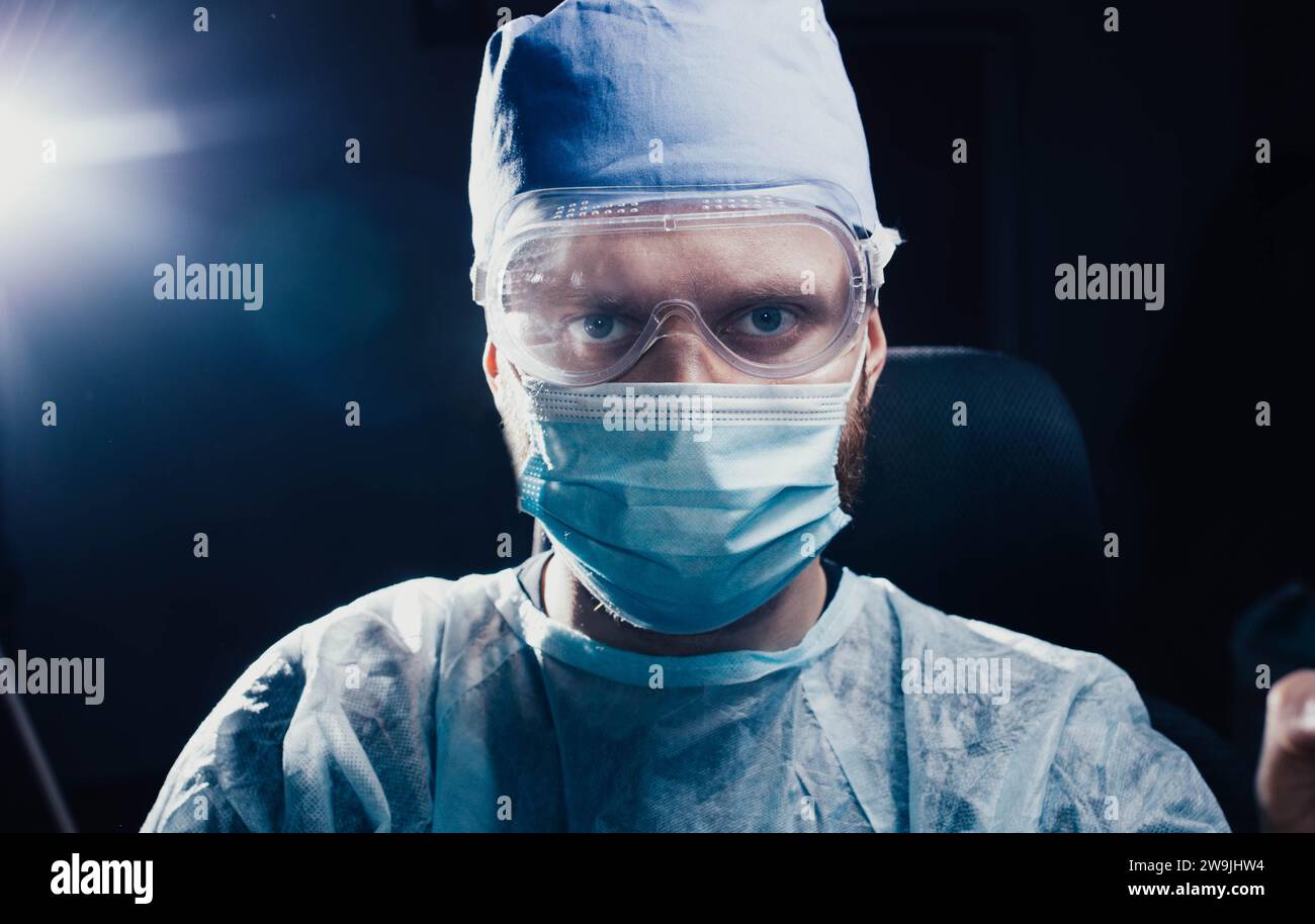 Medical laboratory assistant in personal protective equipment ...