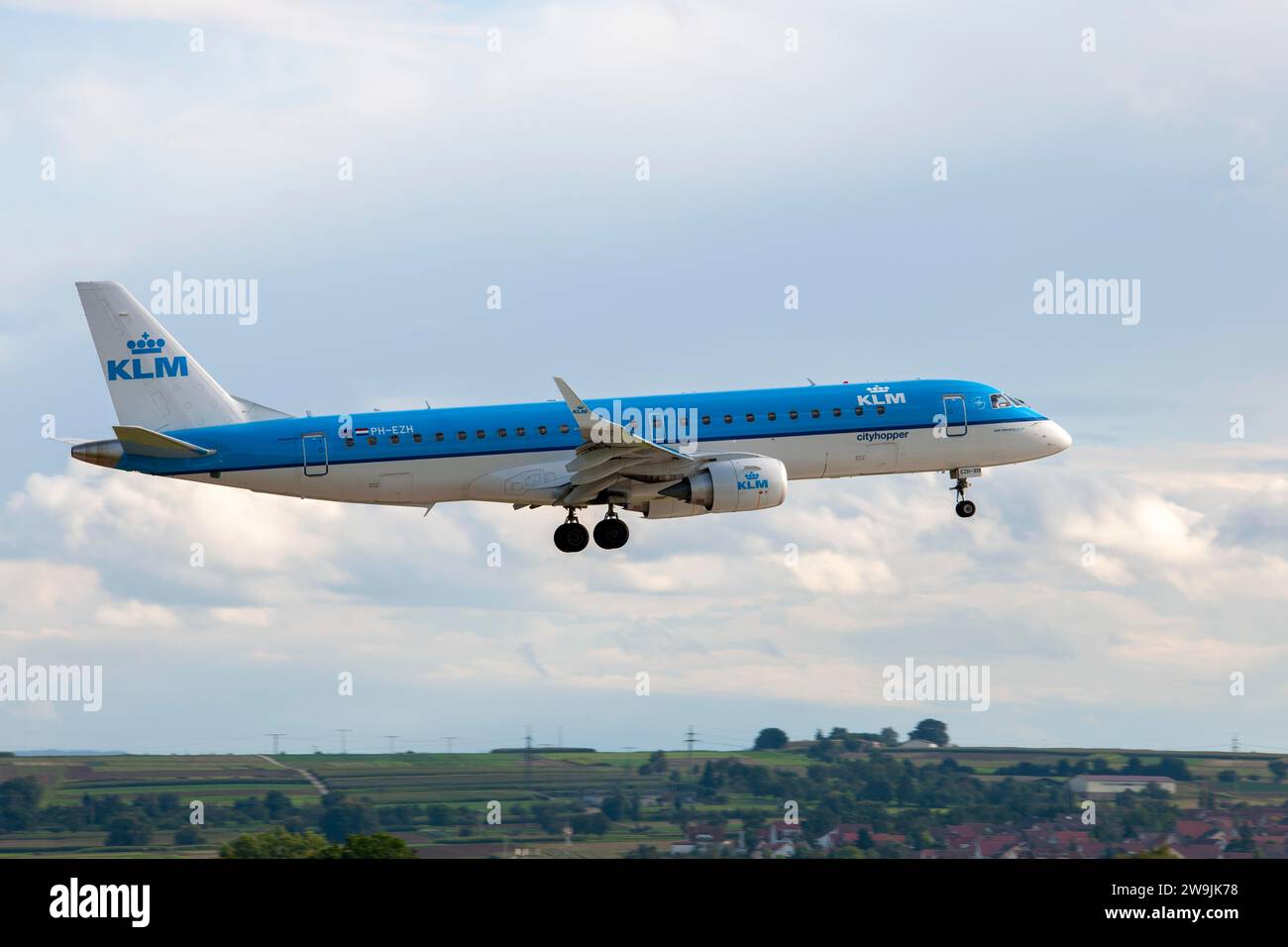 Landing passenger aircraft, KLM, Air France, Stuttgart Airport, Baden ...