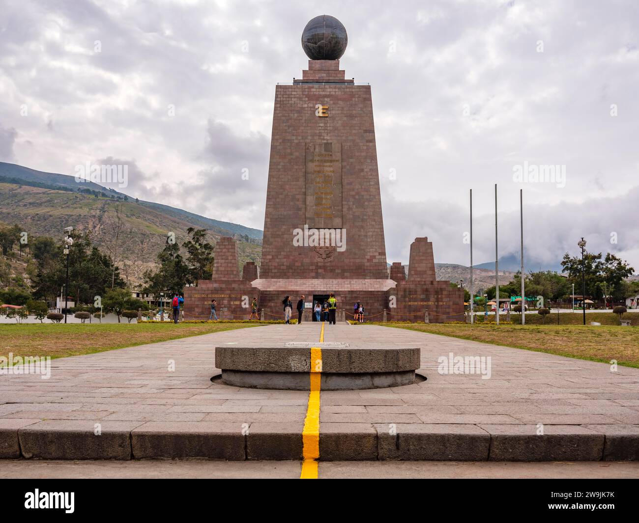 Equator monument Ciudad Mitad del Mundo, the centre of the world ...