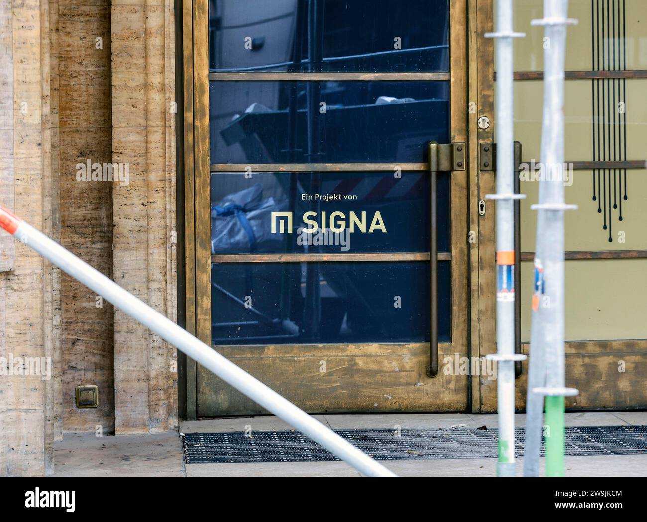 Signa construction project in Nuernberger Strasse Here, Signa converted ...