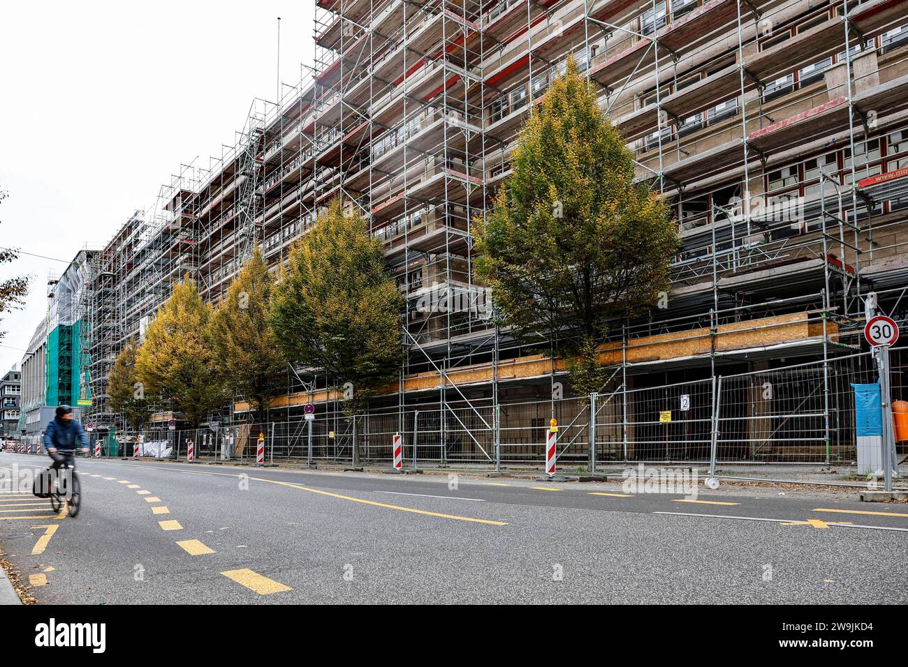 Signa construction project in Nuernberger Strasse Here, Signa converted ...