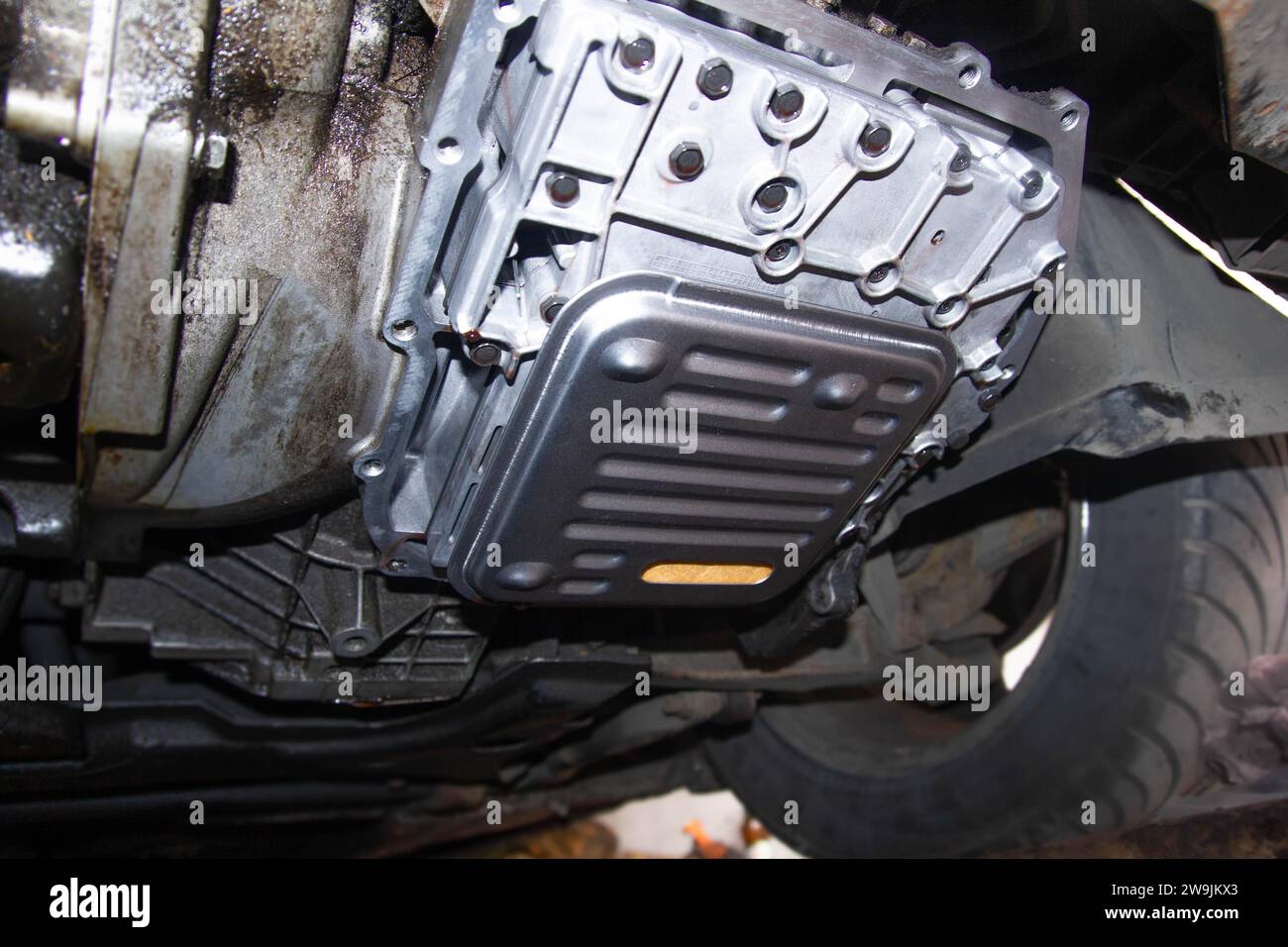 Automatic transmission oil filter, installed when removing the sump ...