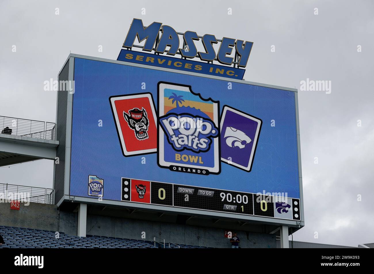 ORLANDO, FL - DECEMBER 28: The scoreboard at Camping World Stadium with ...