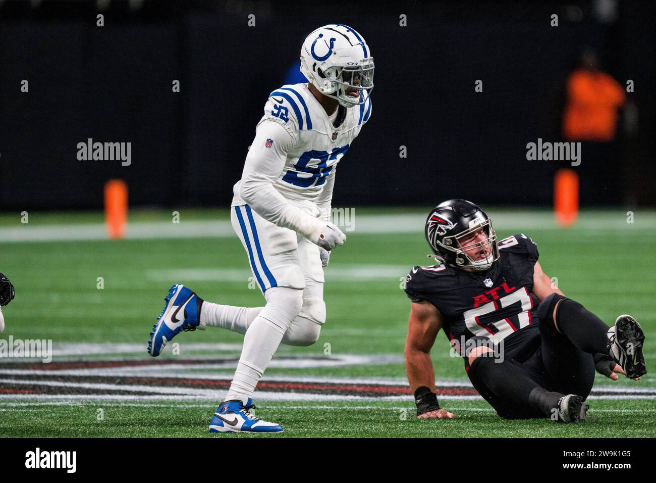Indianapolis Colts defensive end Jake Martin (92) works during the ...