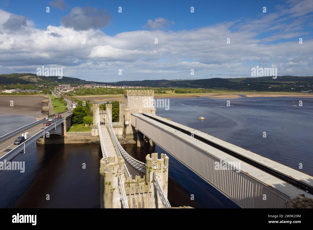 Thrre bridges hi-res stock photography and images - Alamy