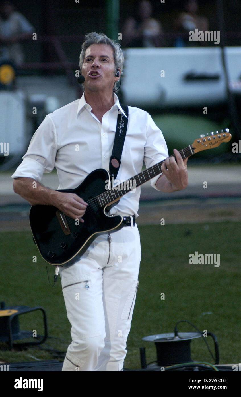 Claudio baglioni immagini 2003 hi-res stock photography and images - Alamy