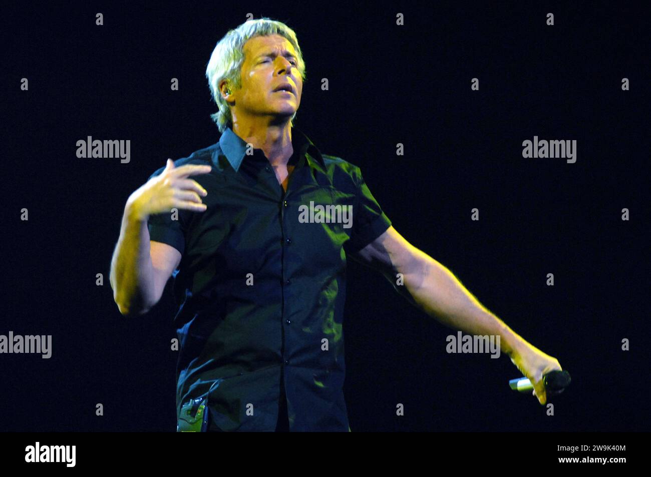 Claudio baglioni fotografie 2006 hi-res stock photography and images ...