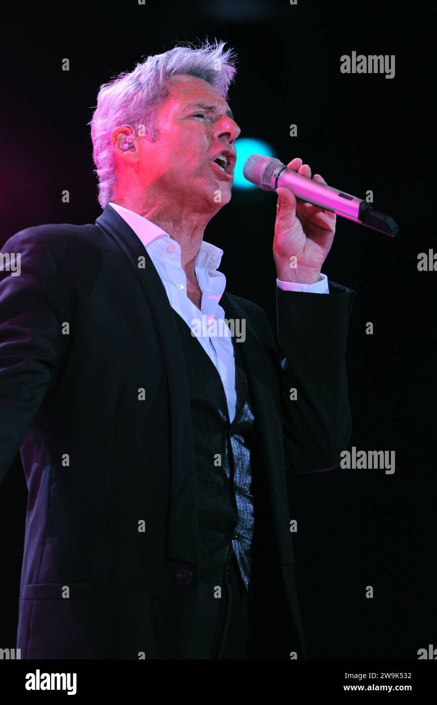 Verona Italy 2009-06-07 : Claudio Baglioni, Italian singer, during the ...