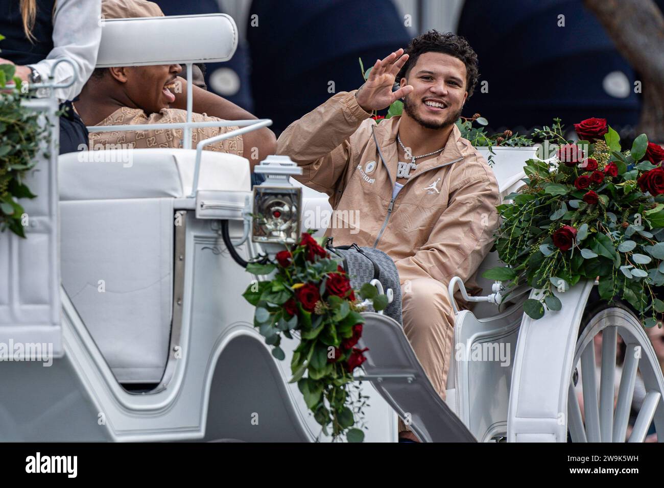 Welcome back image hi-res stock photography and images - Alamy