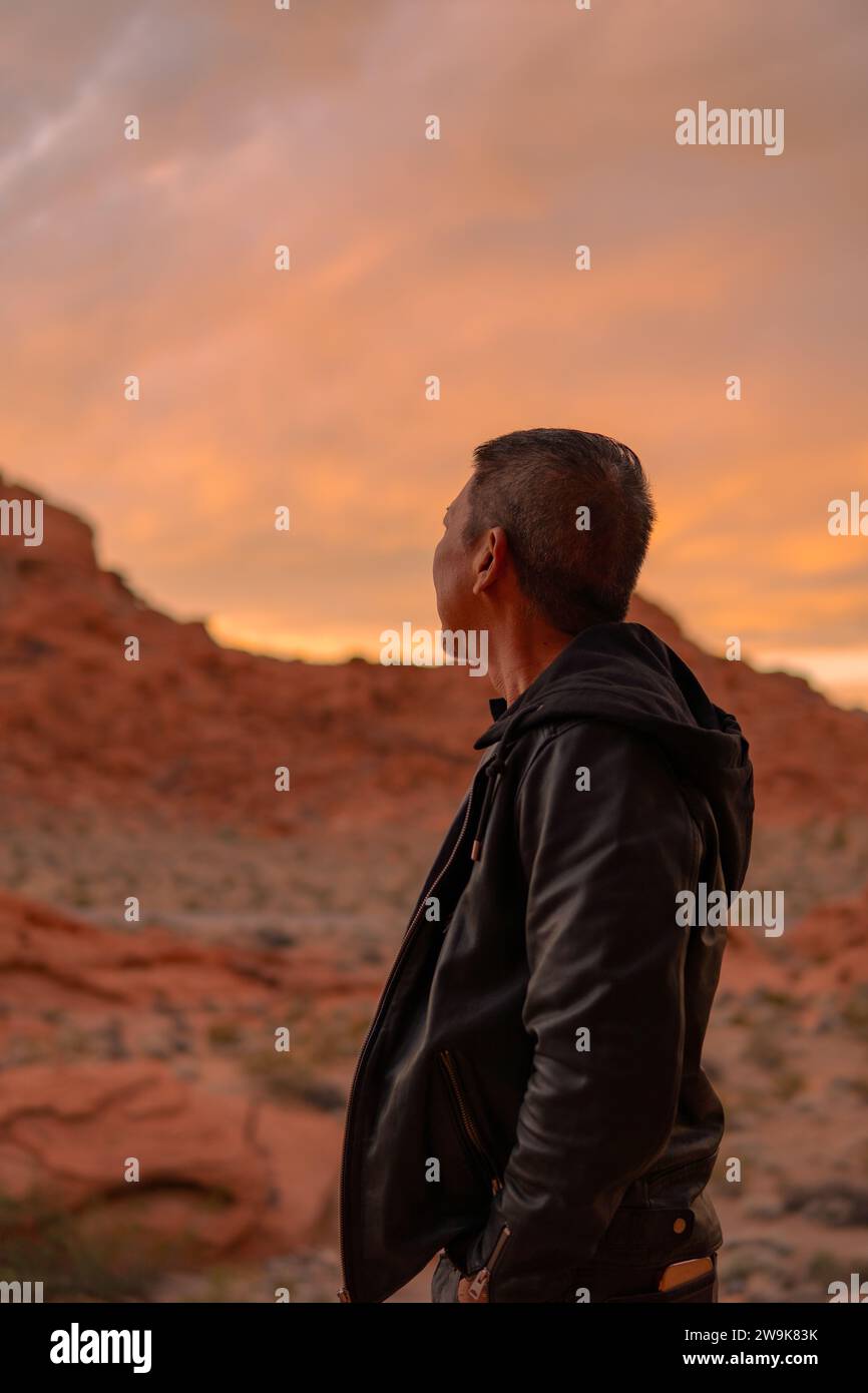 Desert male model hi-res stock photography and images - Alamy