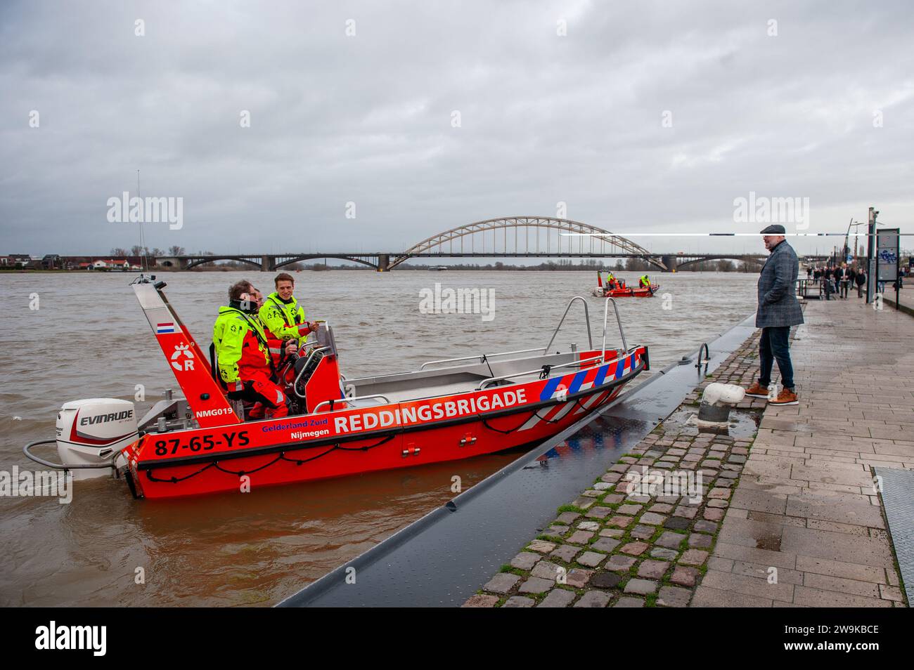 Nijmegen, Netherlands. 28th Dec, 2023. A man is seen talking to the ...