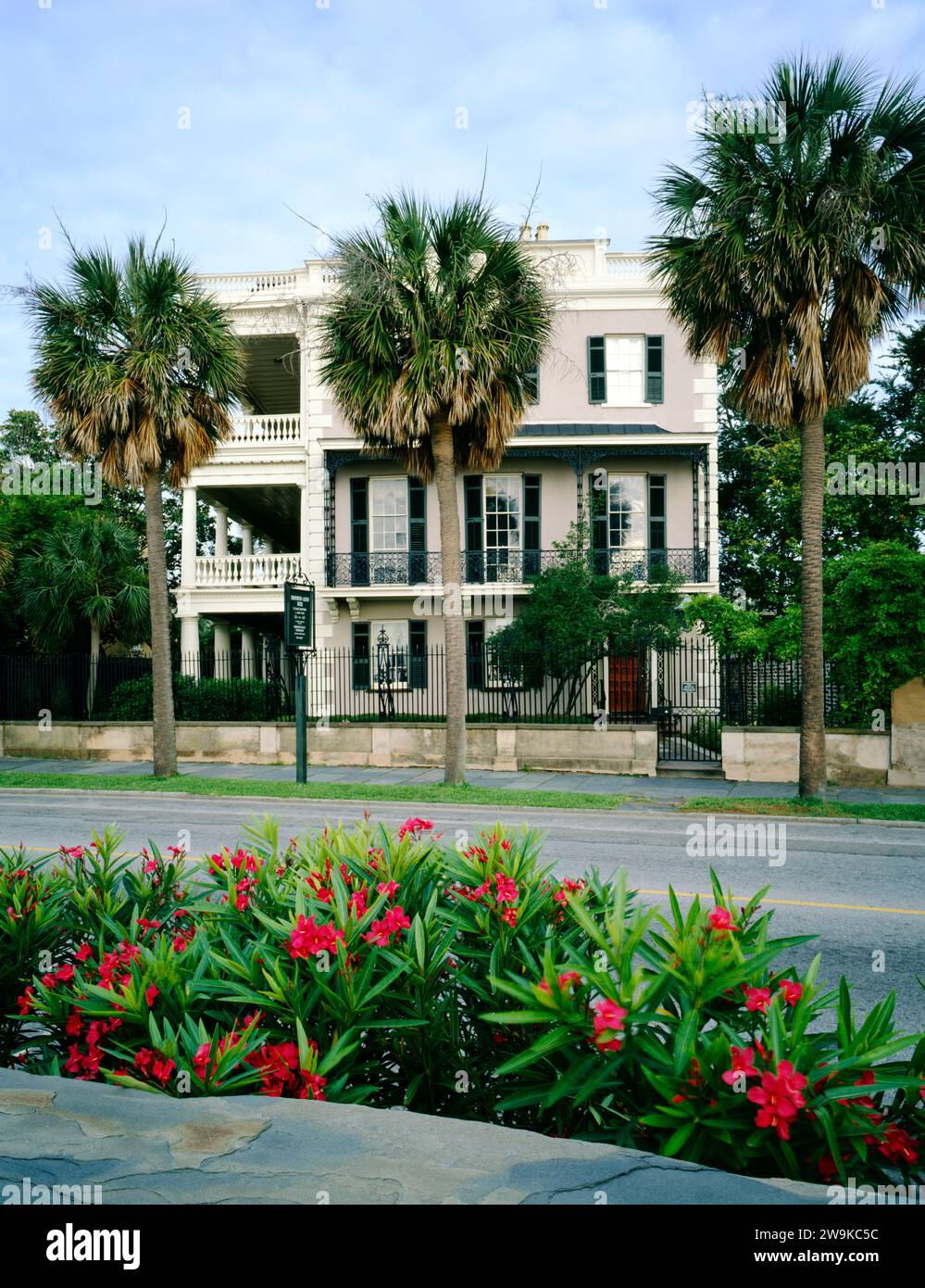 Edmondston alson house hi-res stock photography and images - Alamy