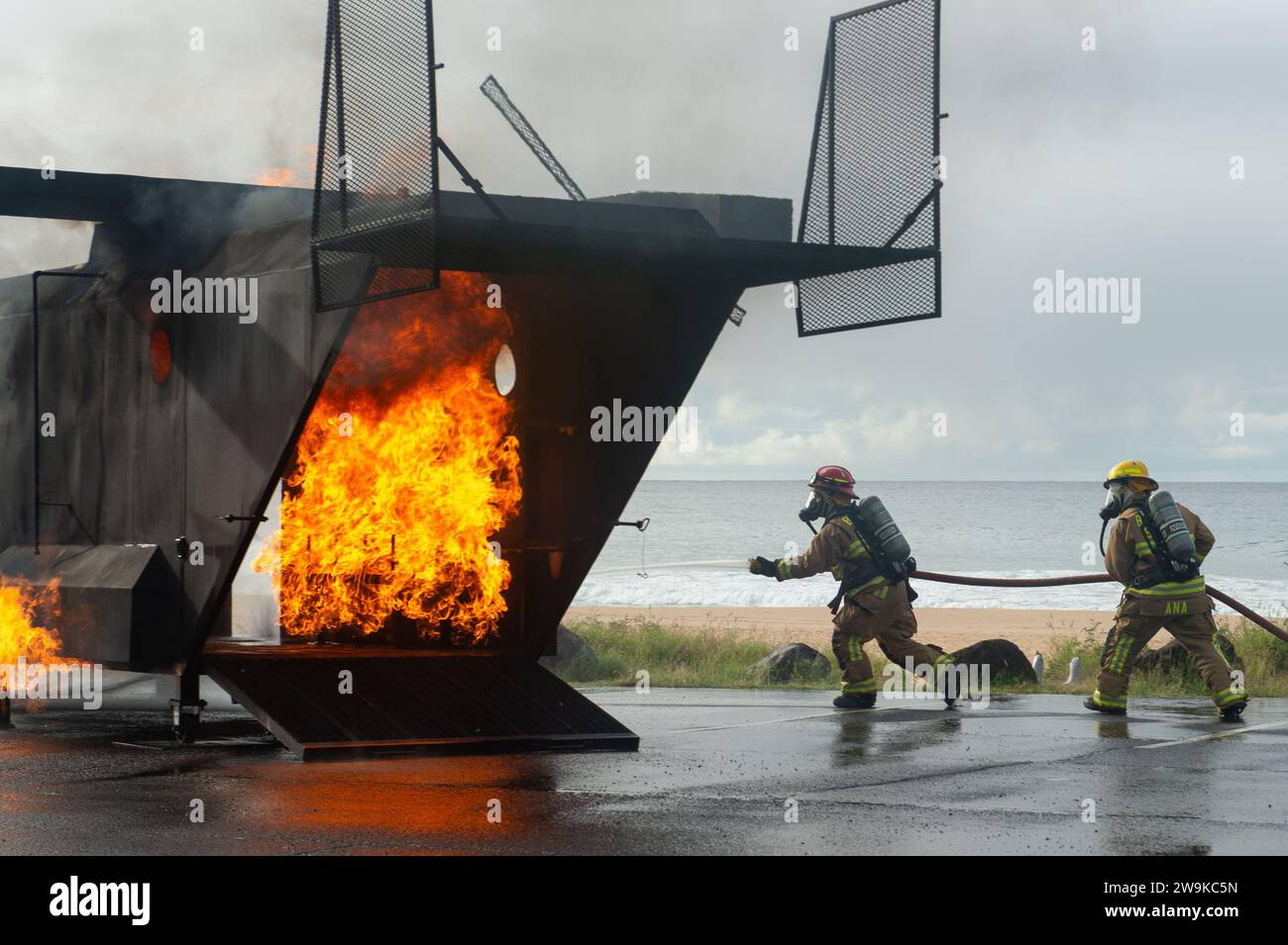 Hawaii firefighters hi-res stock photography and images - Alamy