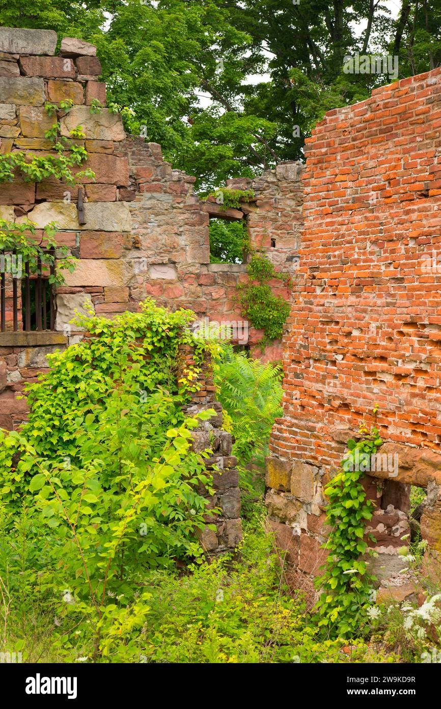 Cellblock ruin, Old New-Gate Prison & Copper Mine Archaeological ...