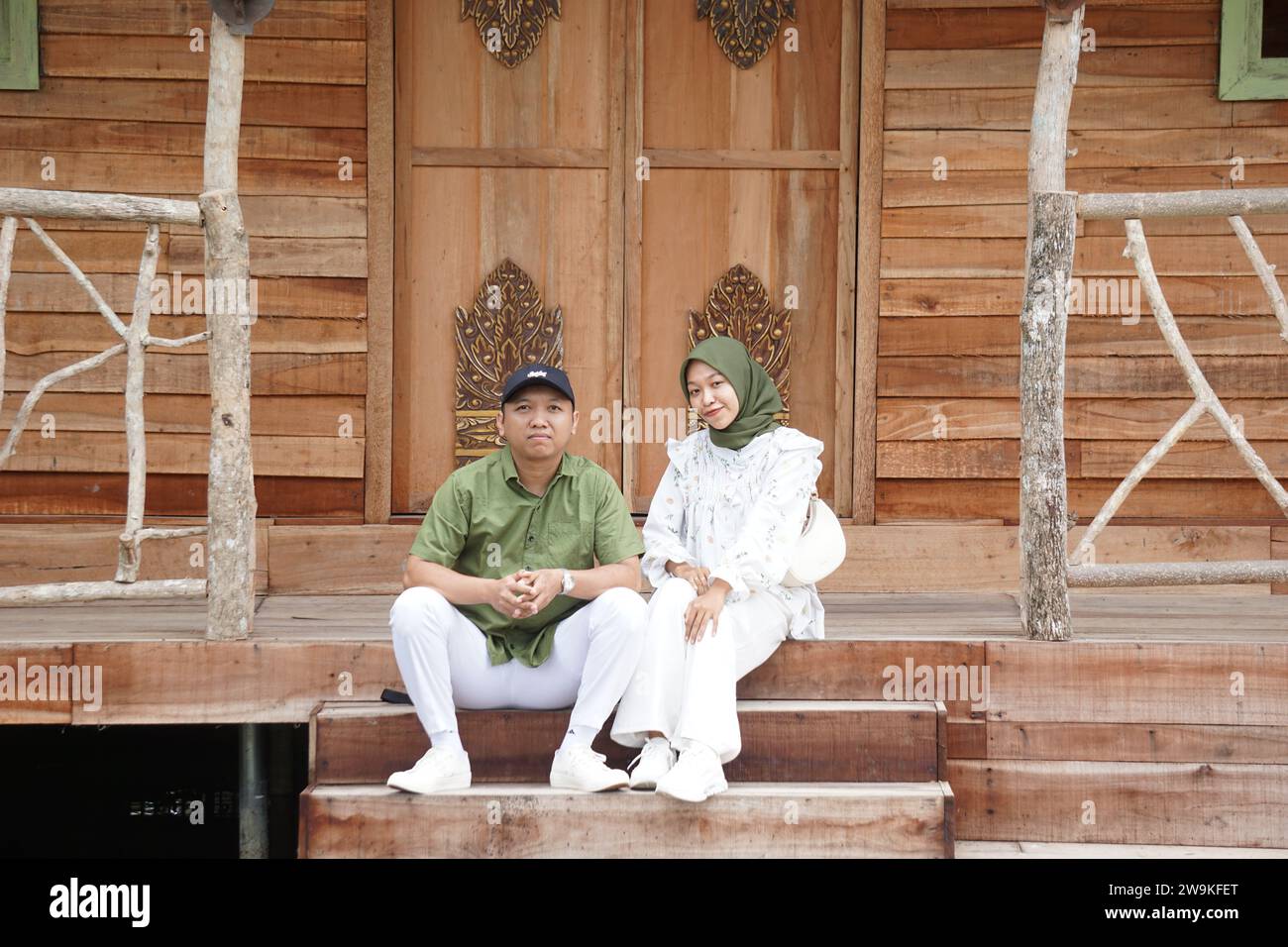 Studio alam gamplong hi-res stock photography and images - Alamy