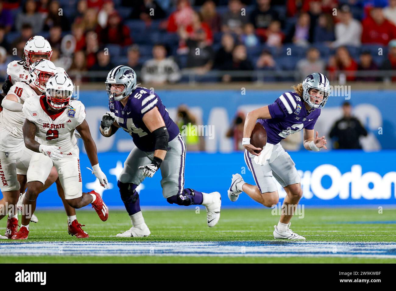 ORLANDO, FL - DECEMBER 28: Kansas State Wildcats quarterback Jake ...