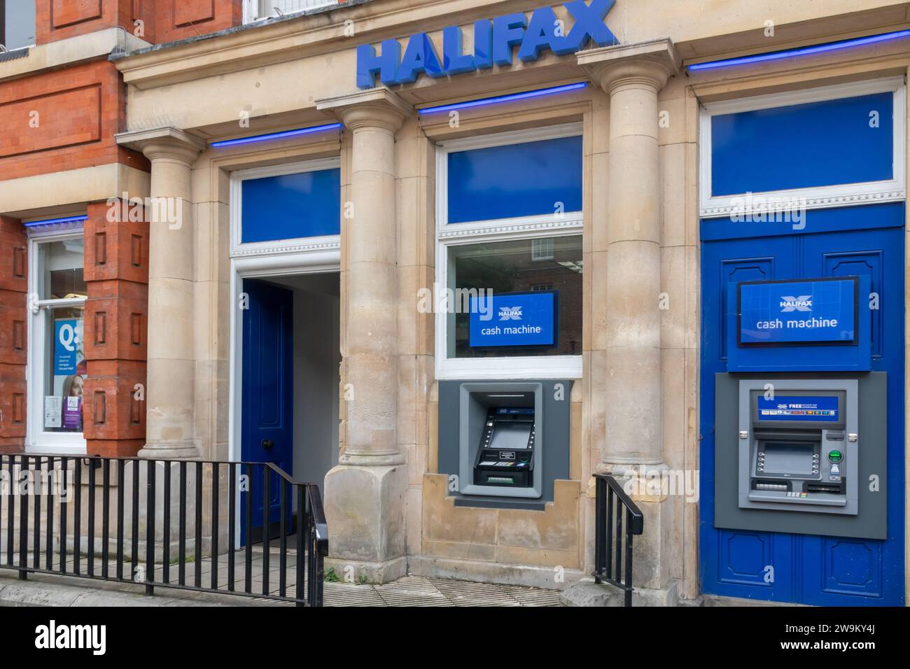 Halifax building dociety branch, High Wycombe, Buckinghamshire, England ...