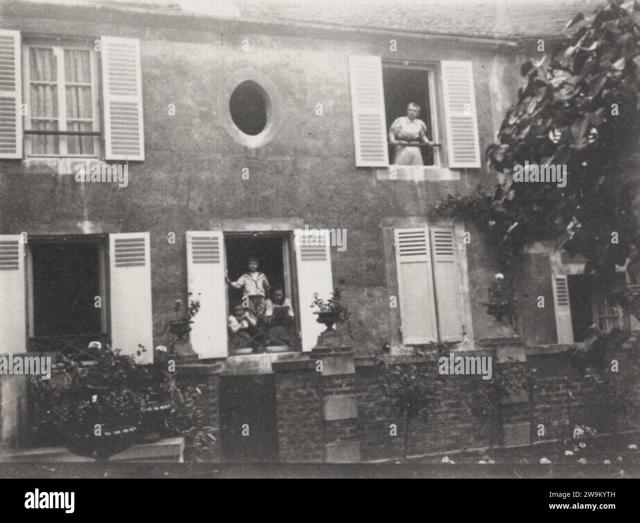 Zola, Francois Emile - Das Haus in Verneuil Stock Photo - Alamy