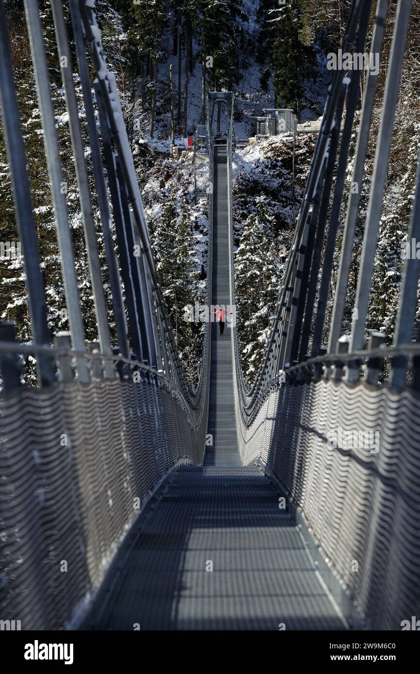 Highline bridge hi-res stock photography and images - Alamy
