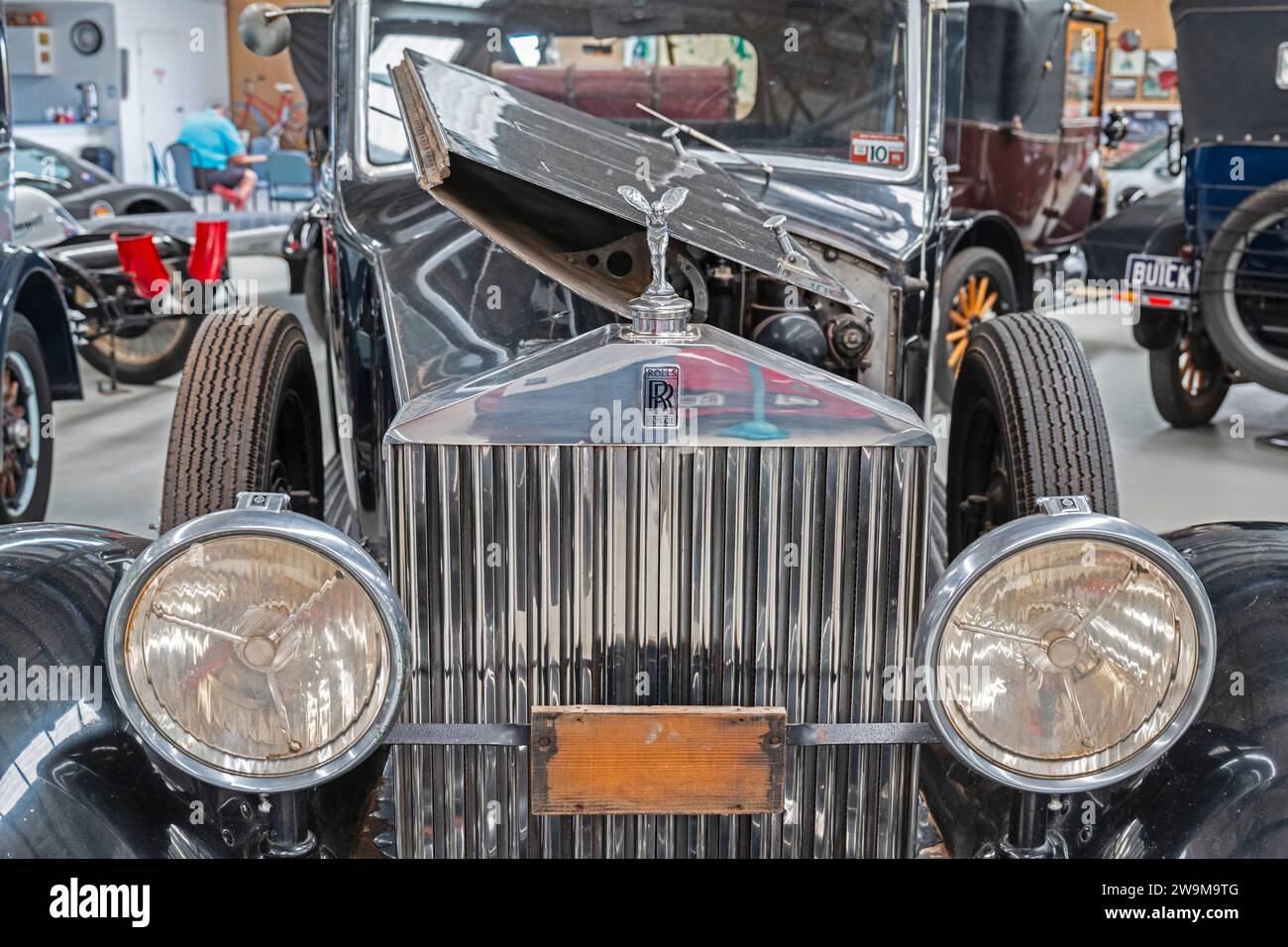 he Spirit of Ecstasy is the bonnet mascot sculpture on a Rolls-Royce ...