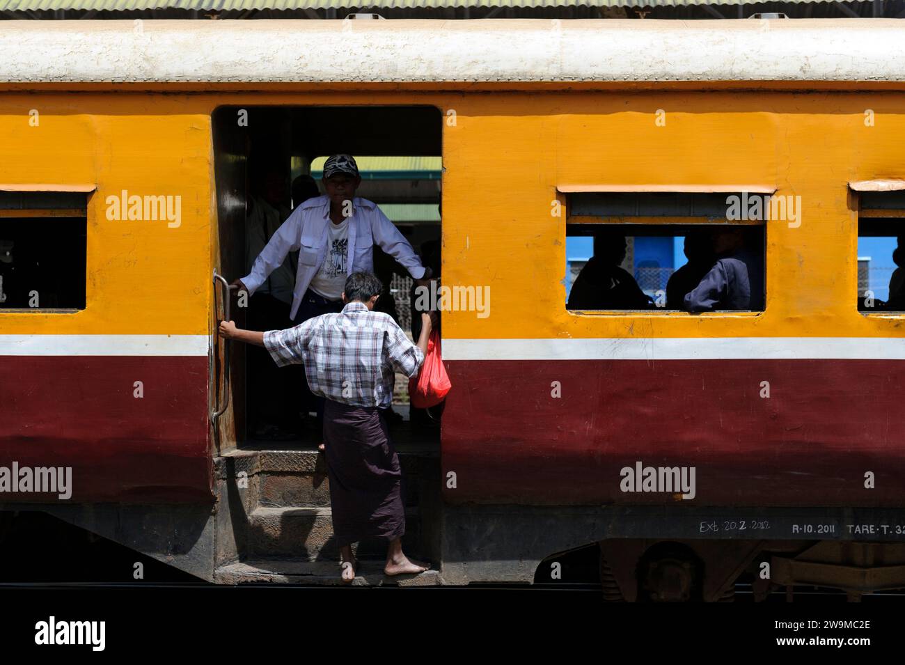Passengers on the Circular train in Yangon, Myanmar (Burma Stock Photo ...