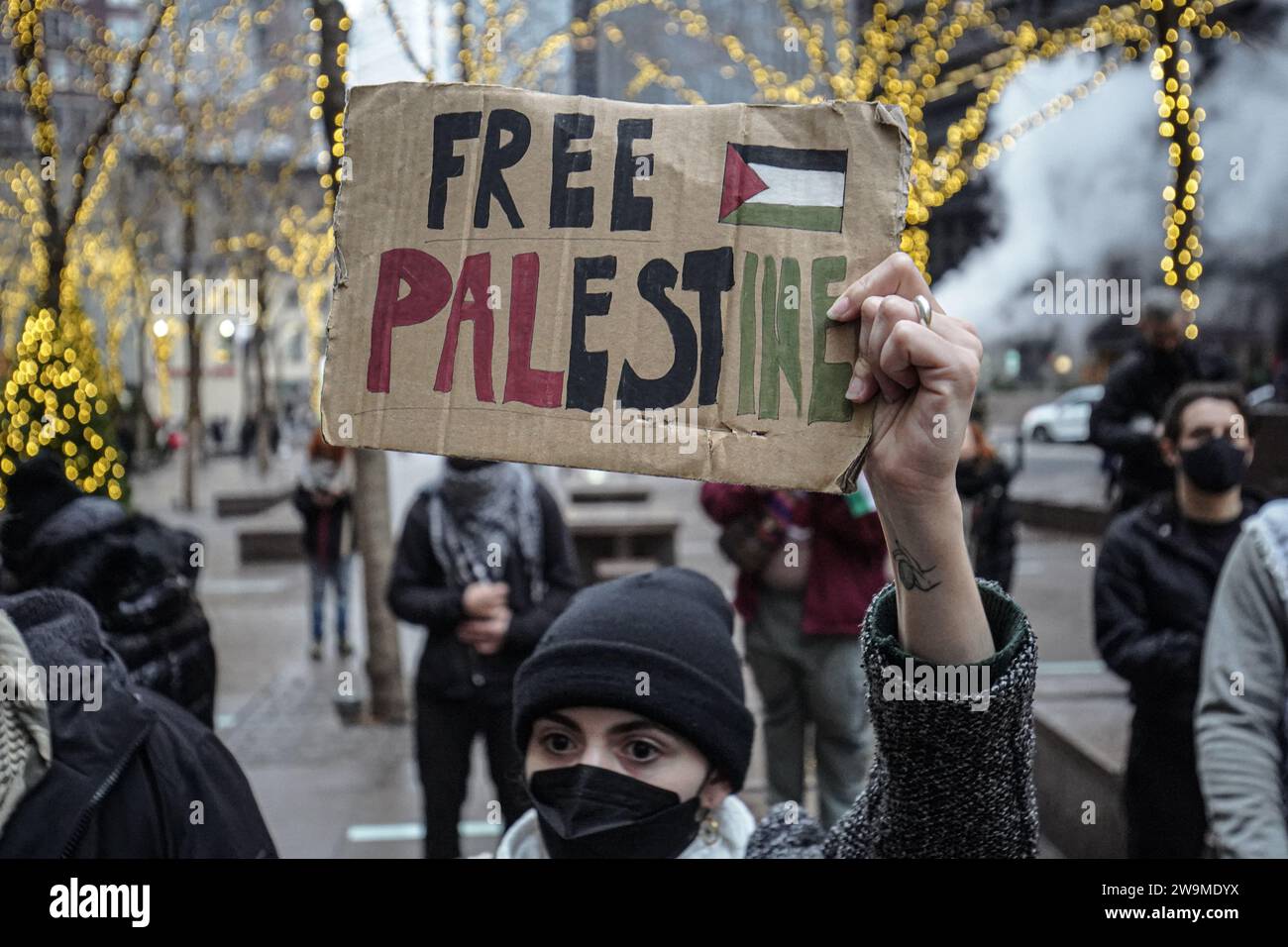 Heart palestine placard hi-res stock photography and images - Alamy