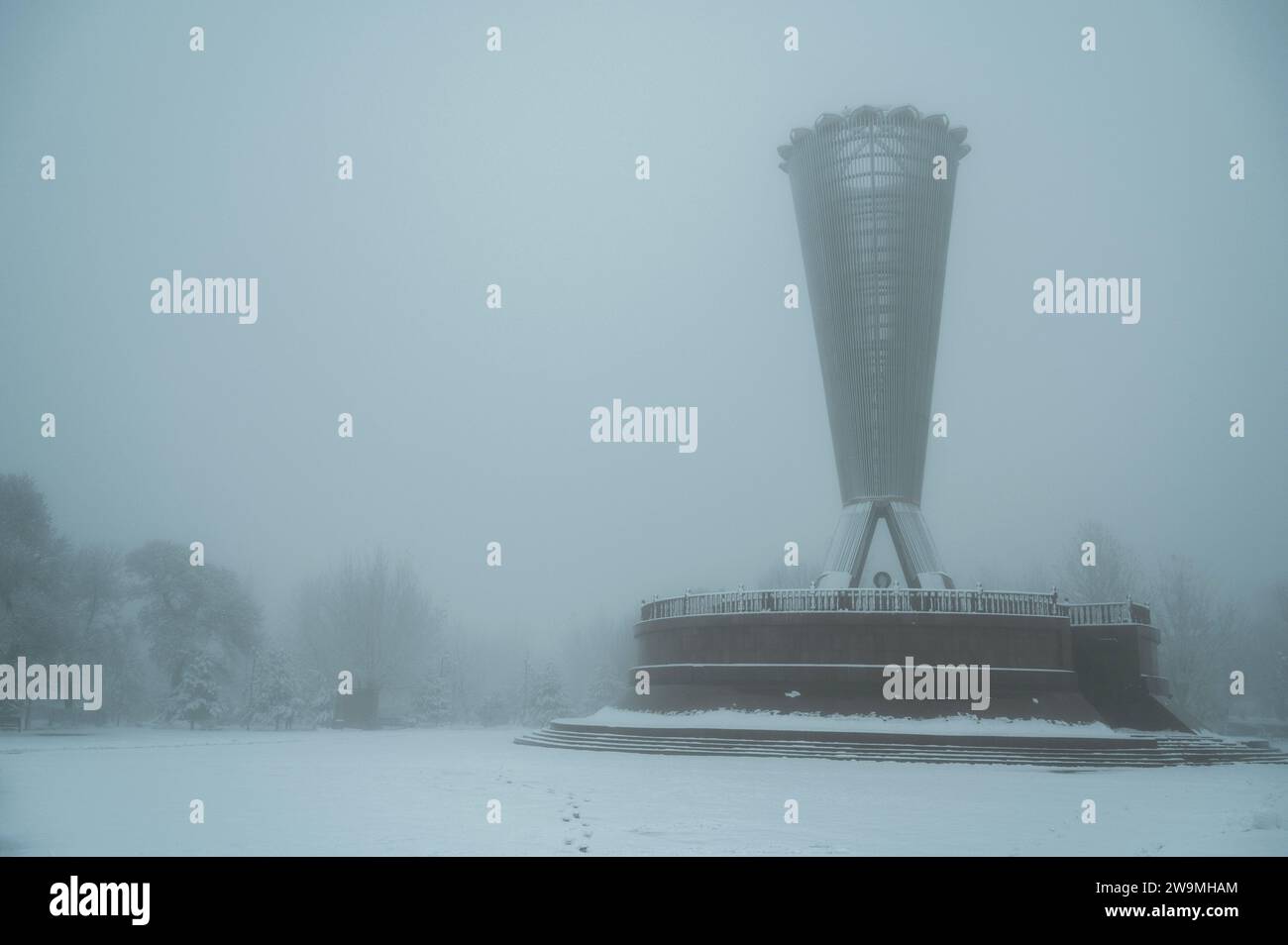 Ordabasy square hi-res stock photography and images - Alamy