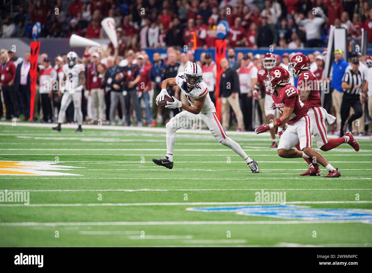 Tetairoa mcmillan arizona hi-res stock photography and images - Alamy