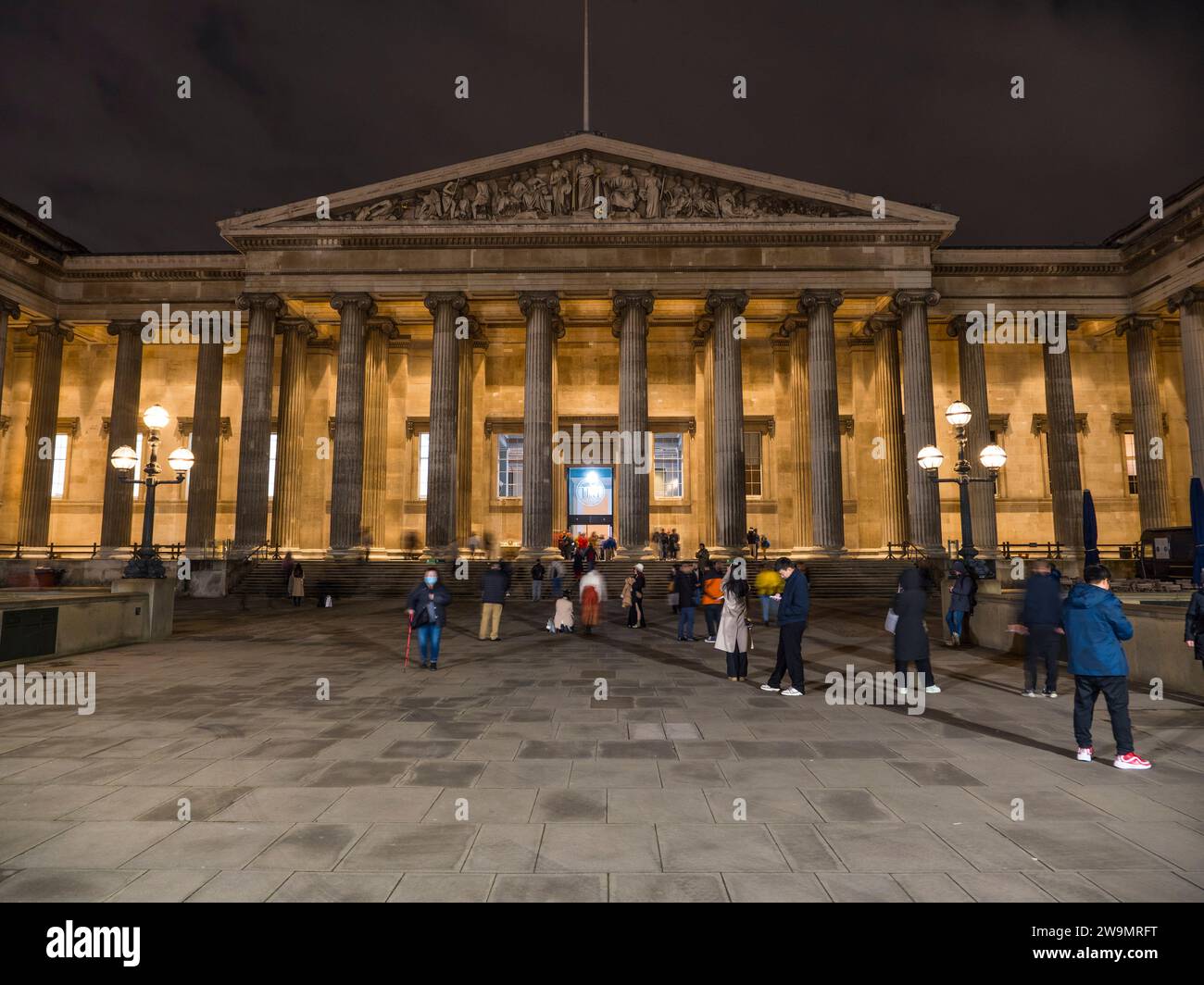 The front of The British Museum, Nighttime, Bloomsbury, London, England ...
