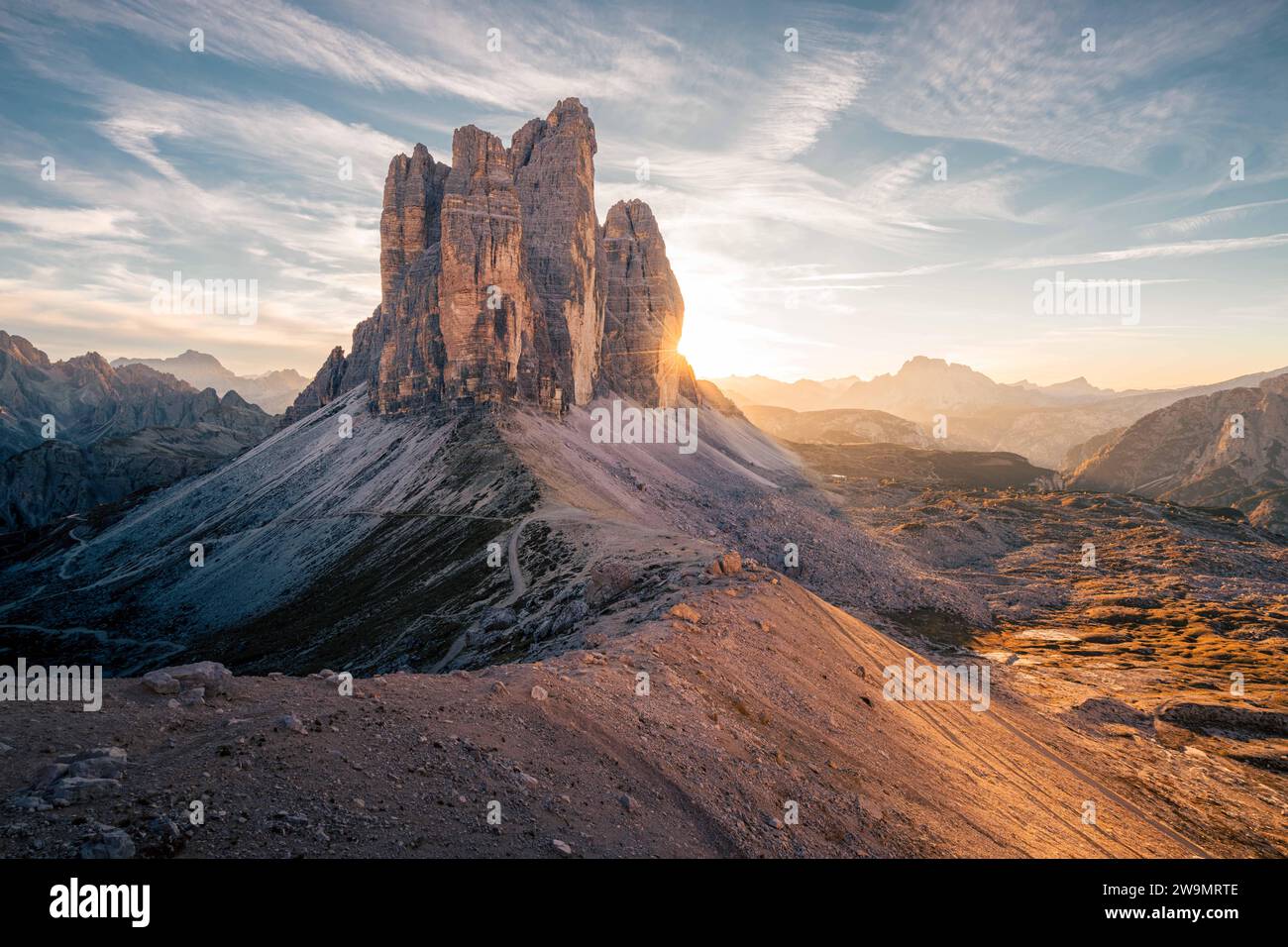 Tre Cime Di Lavaredo - Drei Zinnen View over Tre Cime Di Lavaredo at sunset. Dobbiaco Tre Cime ...