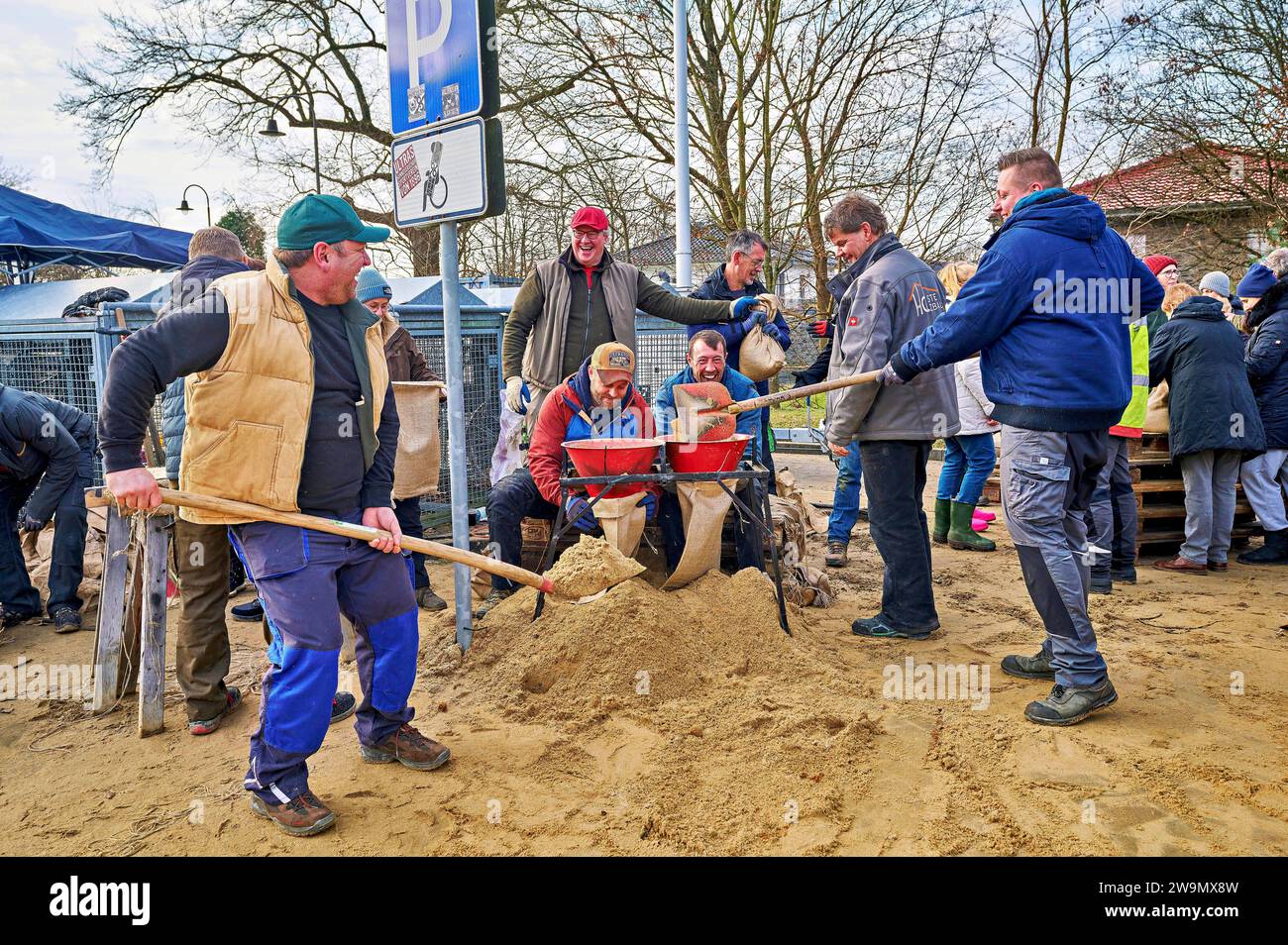 Hochwasser und Überschwemmungen der Aller in der Region Heidekreis nach ...