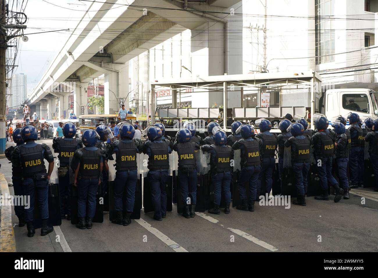 Manila, Philippines. 29th December 2023. Police barricading the jeepney ...