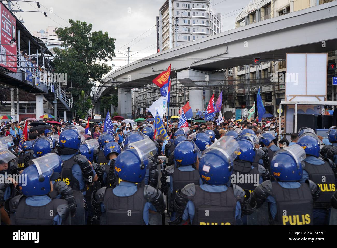 Manila, Philippines. 29th December 2023. Police barricading the jeepney ...