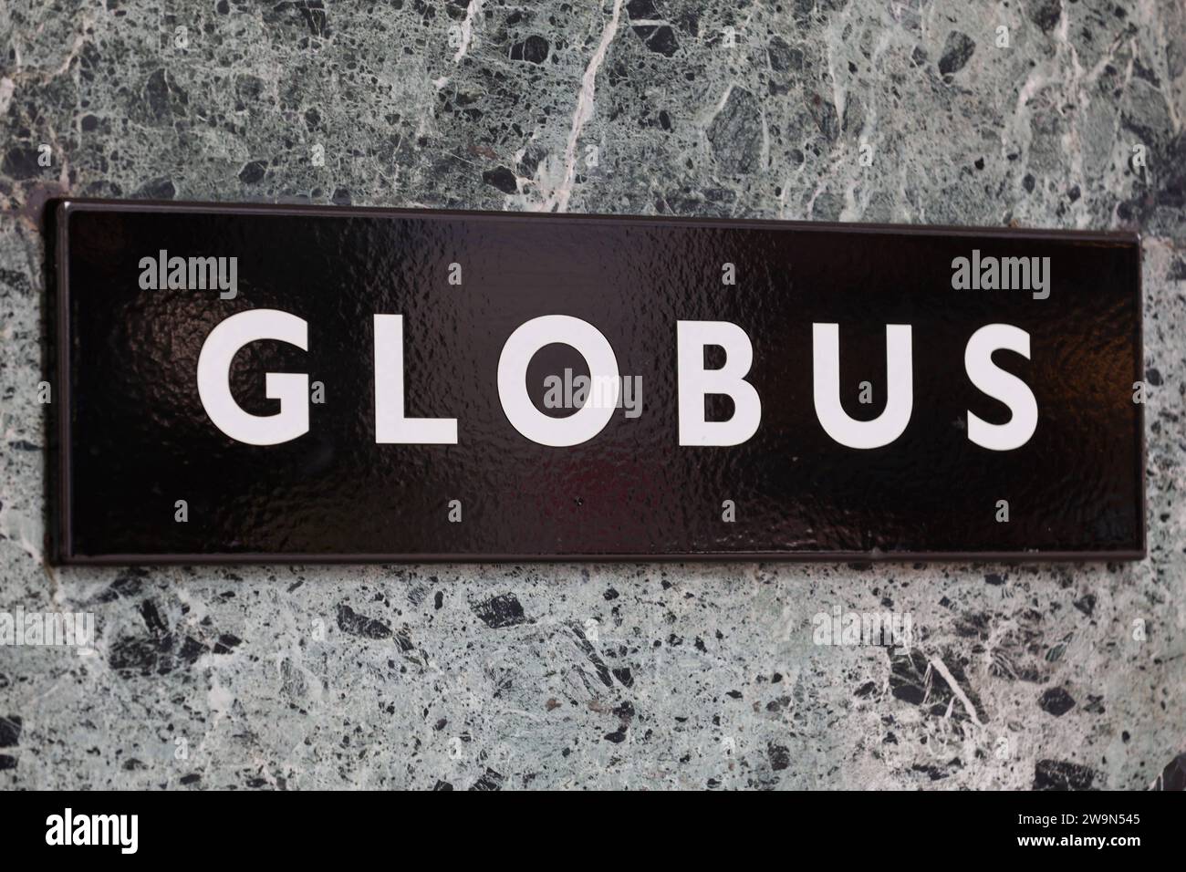Switzerland zurich globus department store hi-res stock photography and ...
