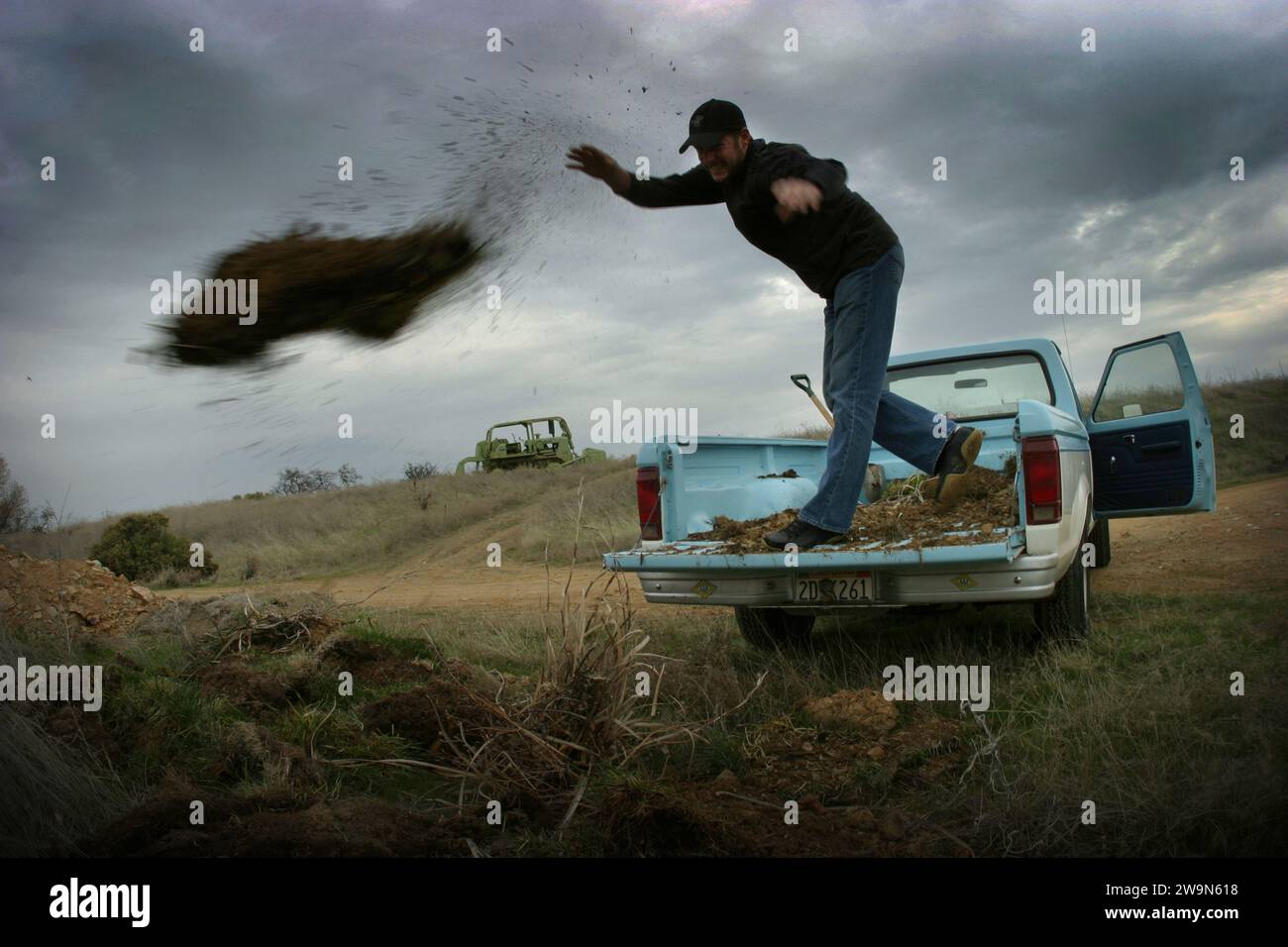 Trash california hills hi-res stock photography and images - Alamy
