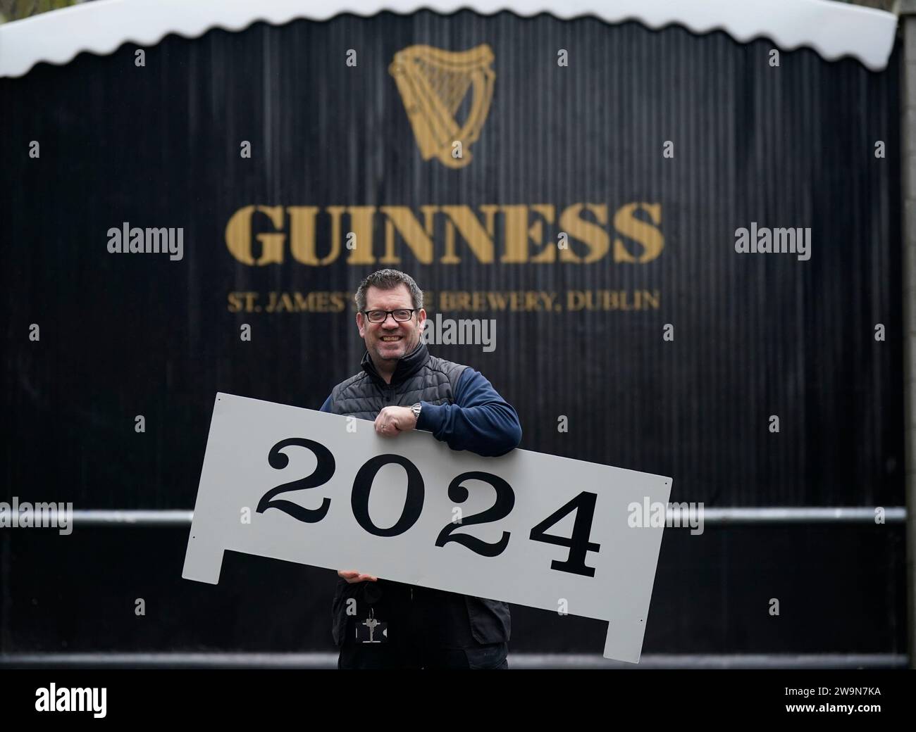 Carpenters Robbie Minto with the new Guinness Date sign for St James ...
