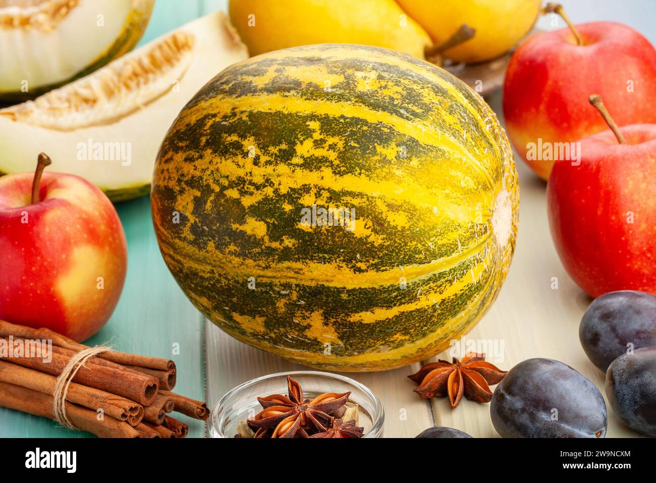 Star fruit melon hi-res stock photography and images - Alamy