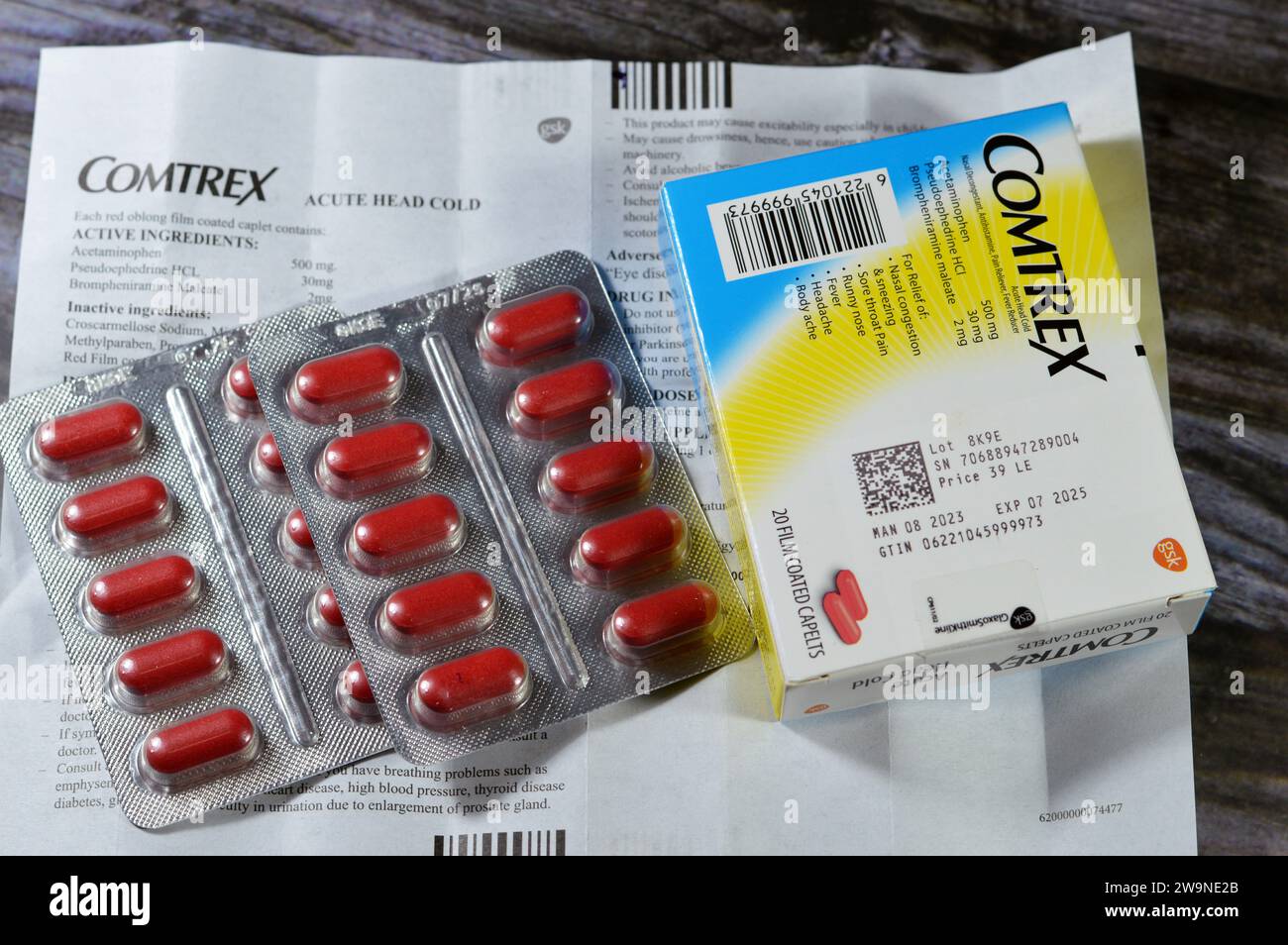 Comtrex Ingrediants Maximum Strength