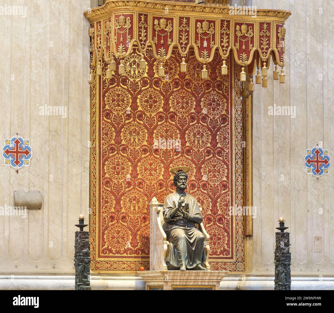 Commemorative statue, to St Peter, the first pope, in St Peter's ...