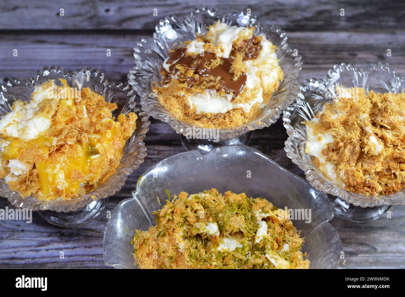 Multi filo hi-res stock photography and images - Alamy